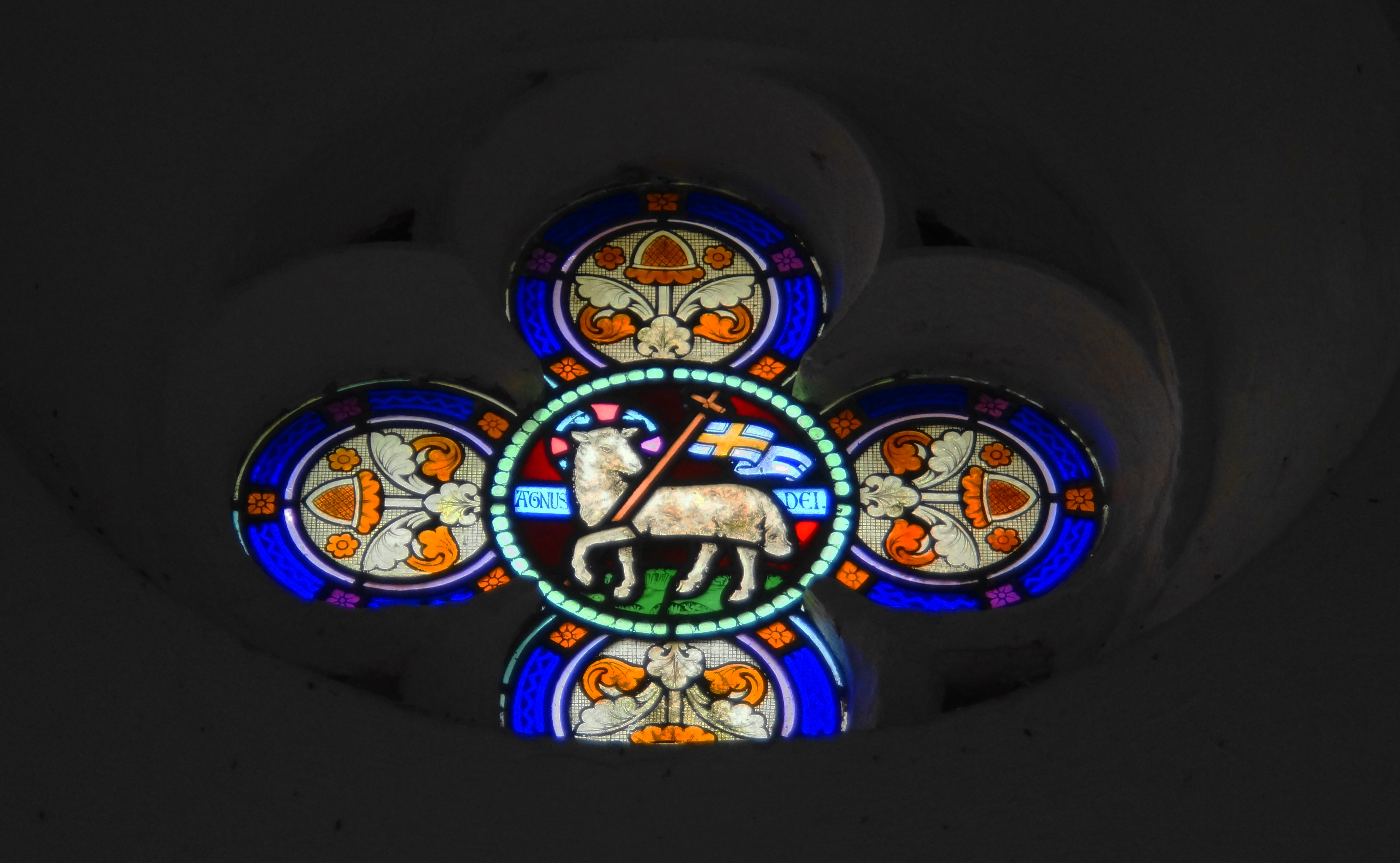 ALL SAINTS CHURCH: SANTON DOWNHAM | THE MIDKNIGHT GARDEN: THE KNIGHTS ...